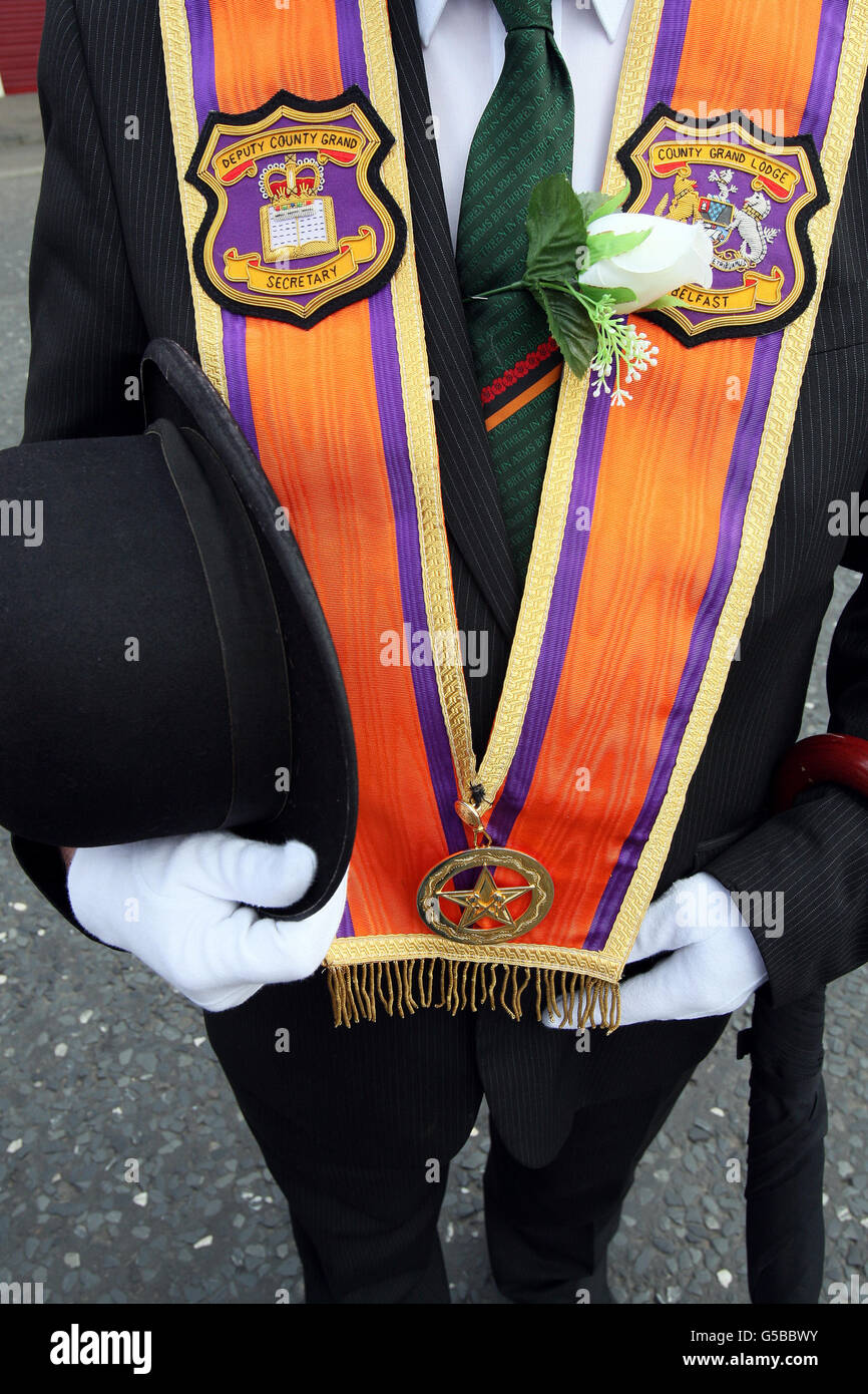 Orange order badge badges hi-res stock photography and images - Alamy