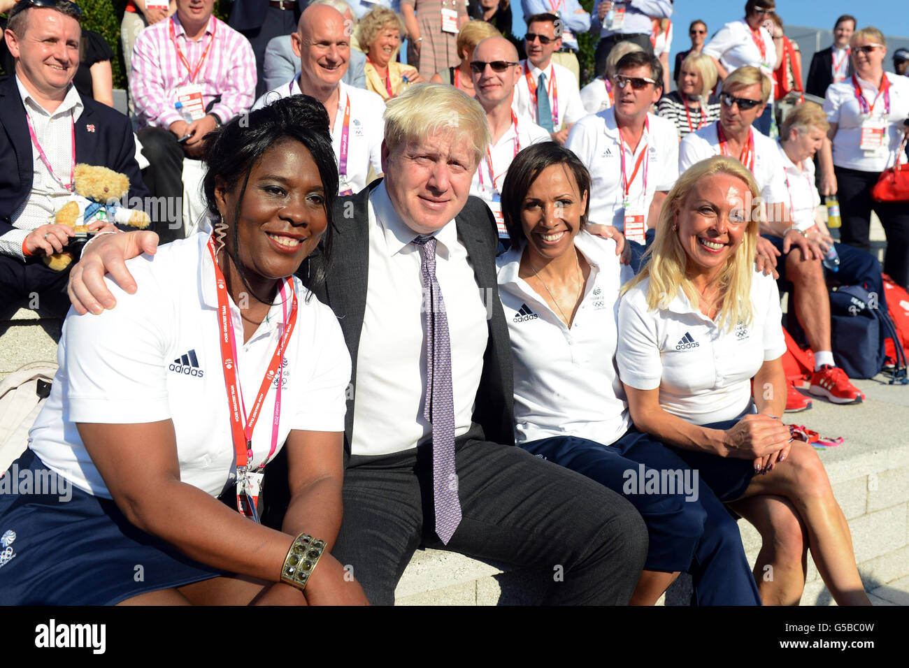 London Mayor Boris Johnson poses with Tessa Sanderson (left), Dame ...