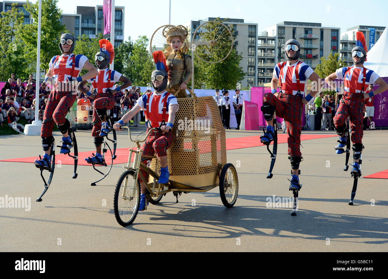 2012 olympics park london ceremony hi-res stock photography and images ...