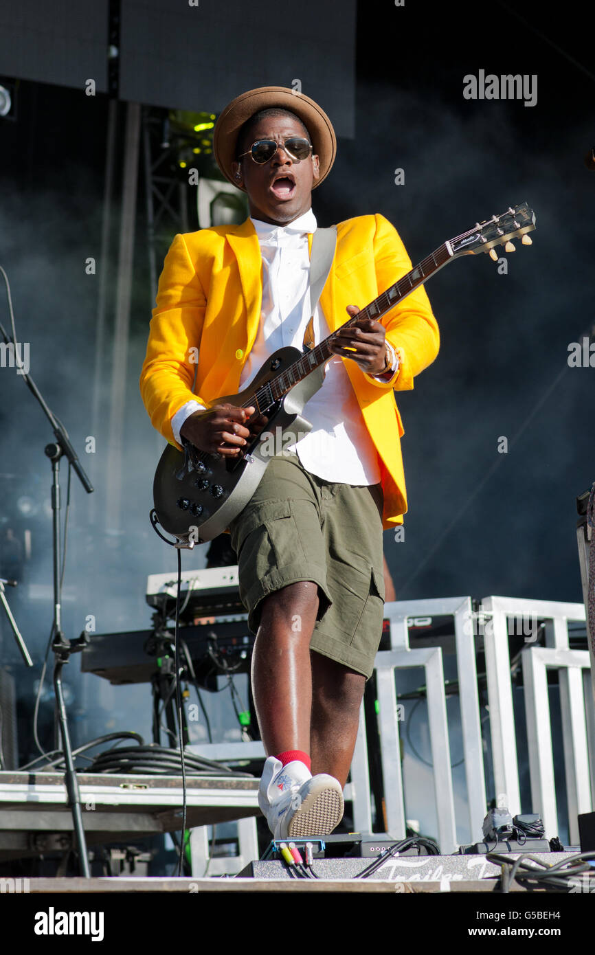 Global Gathering 2012 - Stratford Upon Avon. Labrinth (Timothy McKenzie ...