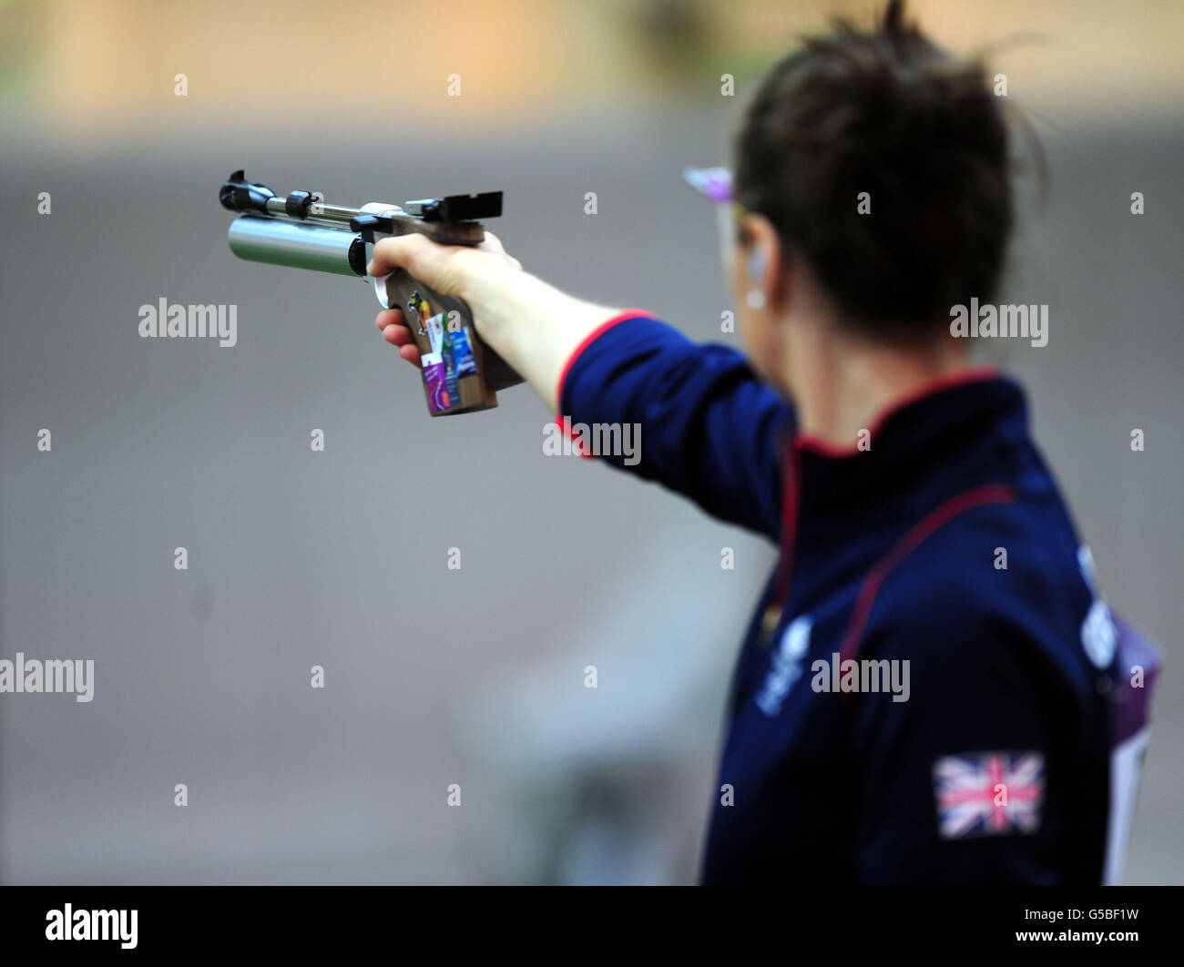 Air pistol olympics hi-res stock photography and images - Alamy