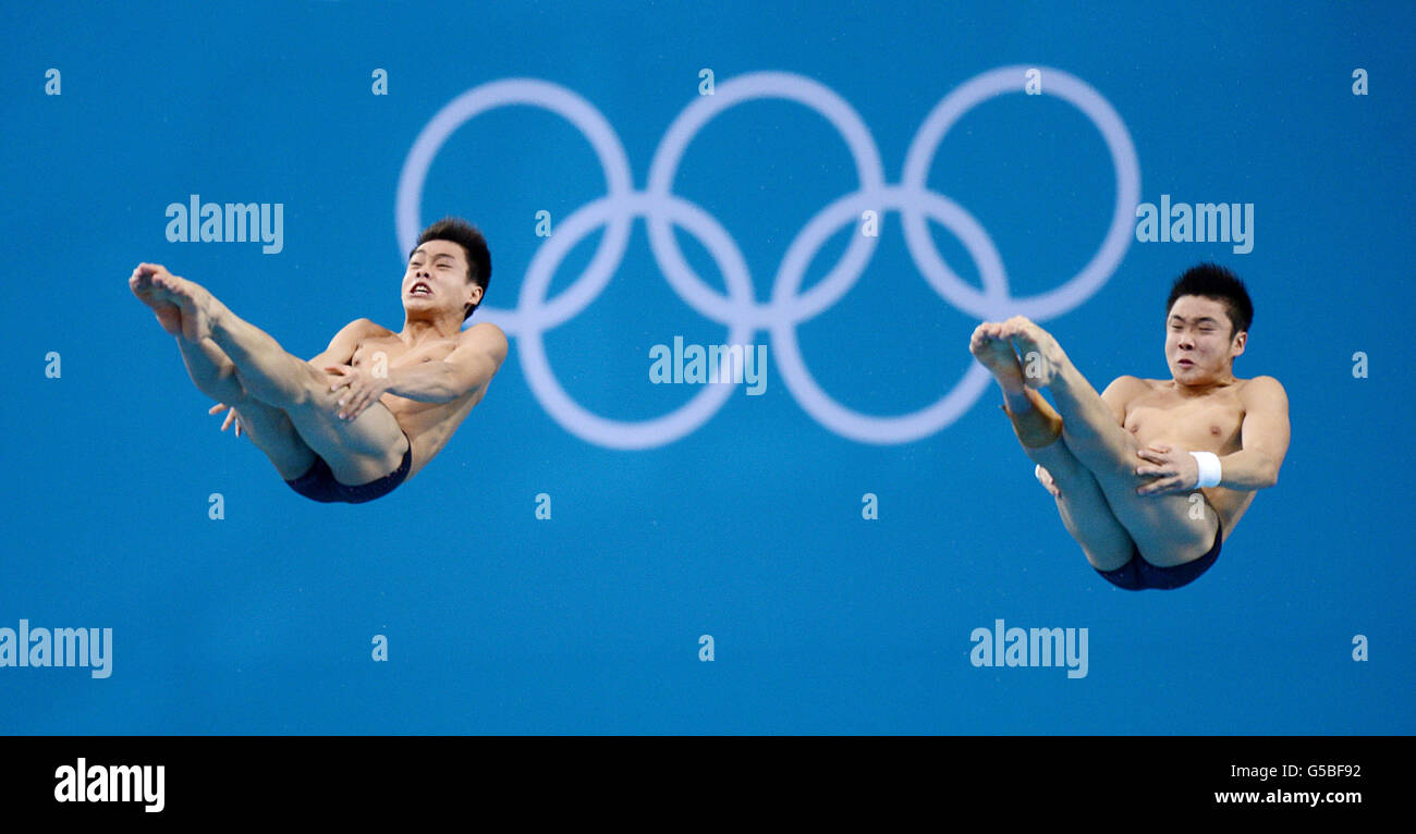 China's Yuan Cao and Yanquan Zhang practice their Men's Synchronised ...