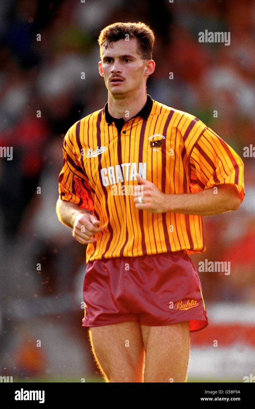 Lee sinnott hi-res stock photography and images - Alamy