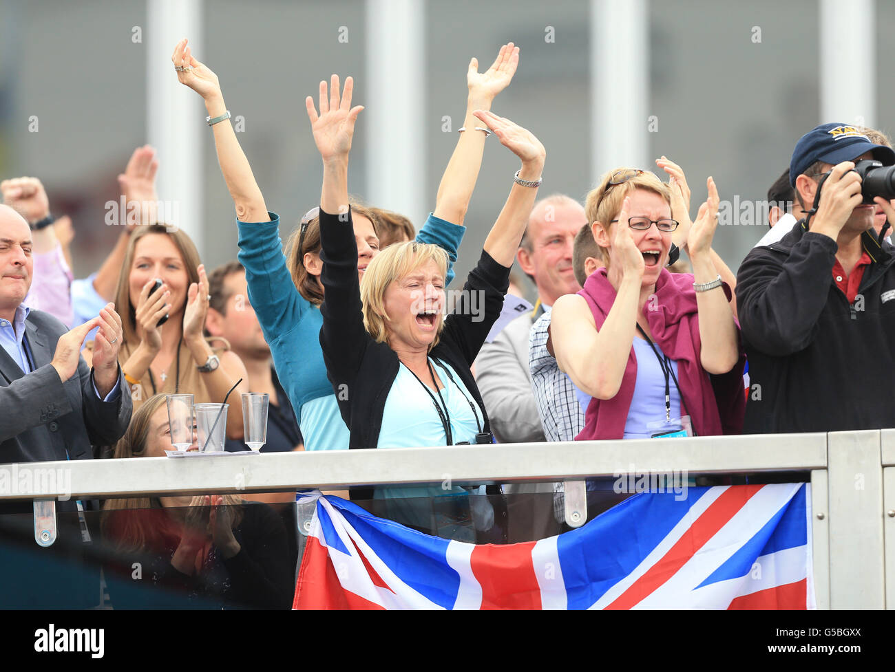 London Olympic Games - Day 5. Great Britain fans celebrate after Helen ...