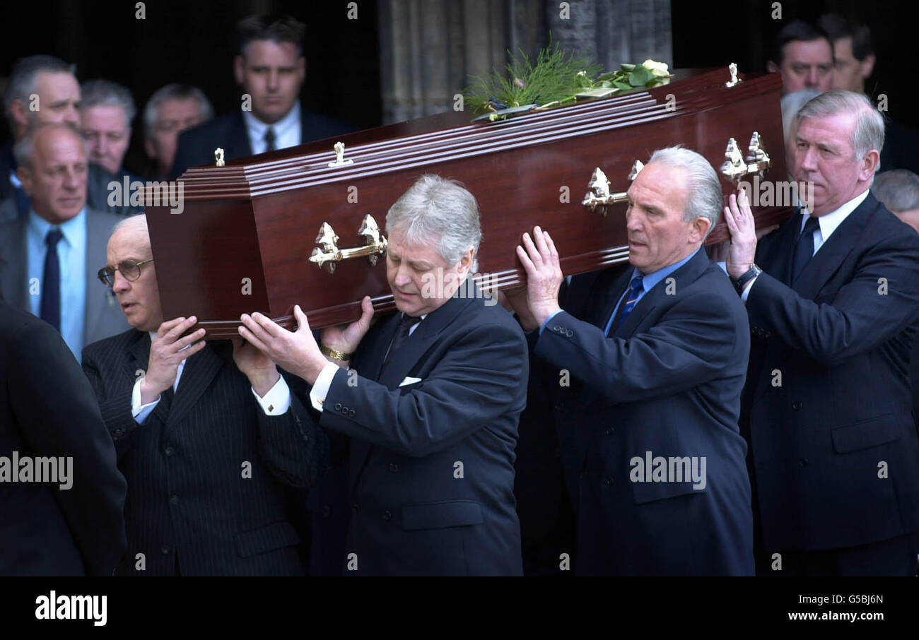 Former team colleagues (L-R) Willie Henderson, Alex Willoughby, Ralph ...
