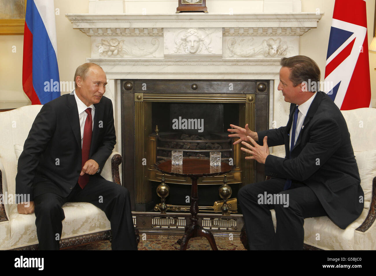 Putin visits uk hi-res stock photography and images - Alamy