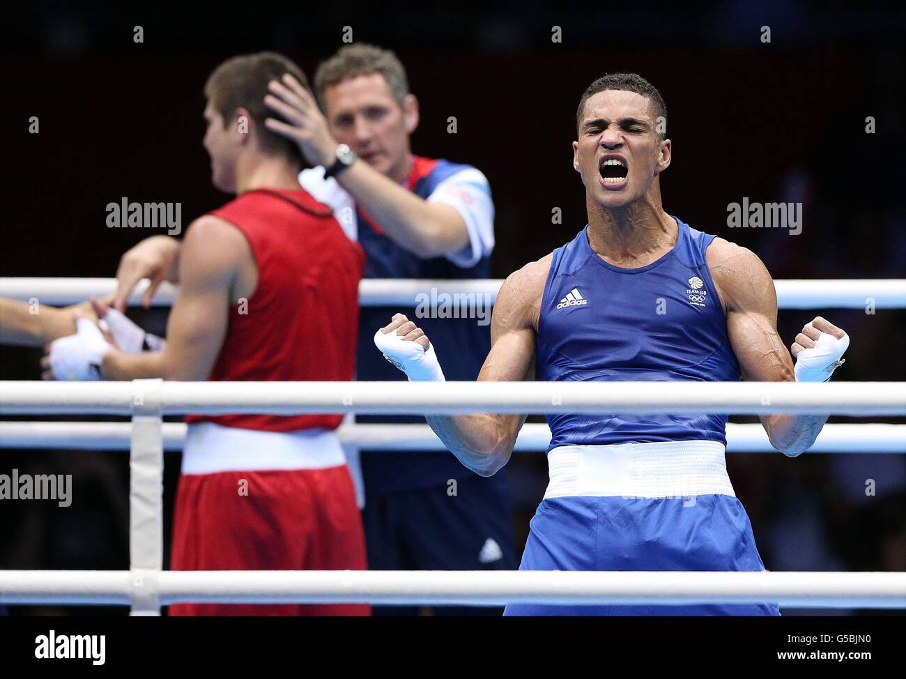 Great Britain's Anthony Ogogo celebrates after beating Ukraine's Levgen ...