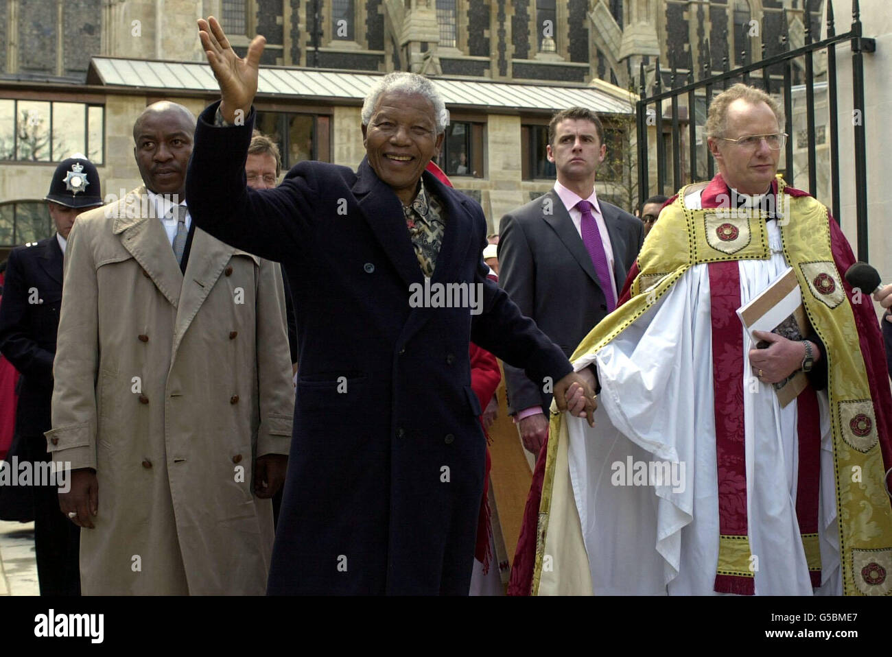 Dr Nelson Mandela (centre) with the Dean of Southwark Cathedral, Colin ...