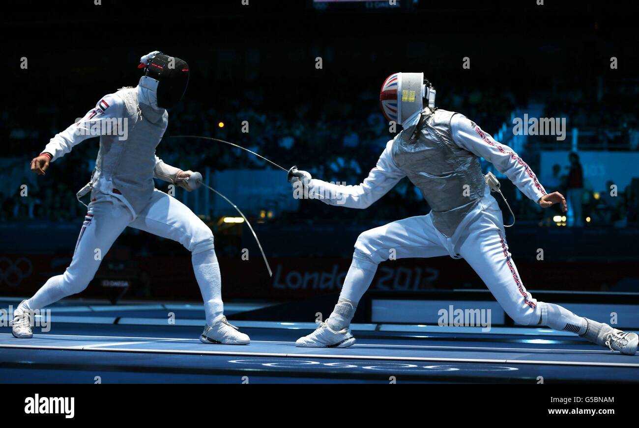 Final team foil fencing olympic hi-res stock photography and images - Alamy
