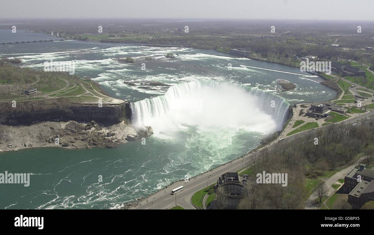 Birds eye view niagara falls hi-res stock photography and images - Alamy