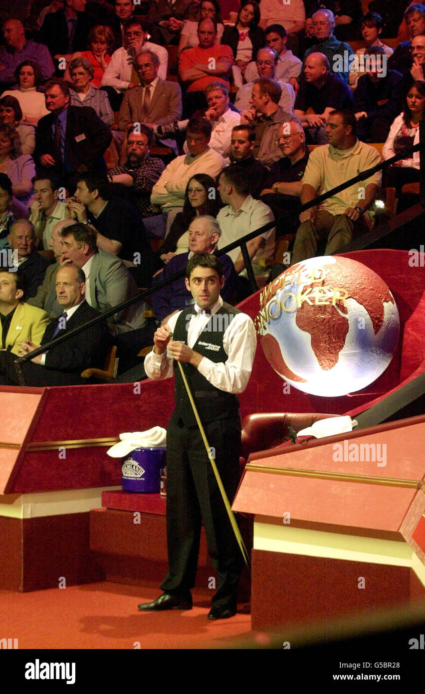 Embassy World Snooker Championship Stock Photo - Alamy