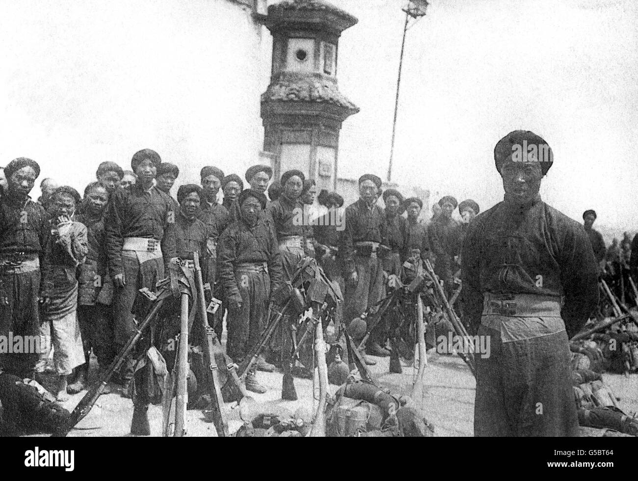 Imperial chinese troops Black and White Stock Photos & Images - Alamy