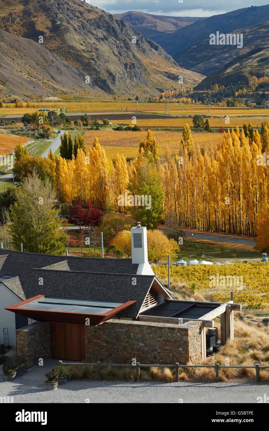 Mount difficulty, new zealand hi-res stock photography and images - Alamy