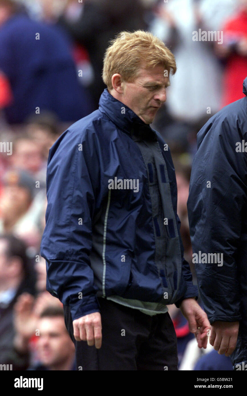 Coventry City manager Gordon Strachan leaves the pitch following his ...