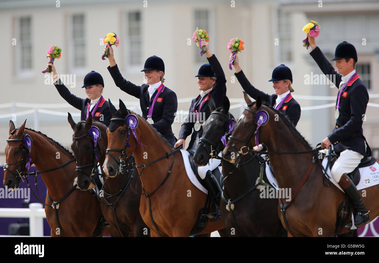 Team great britain celebrate winning silver hi-res stock photography ...