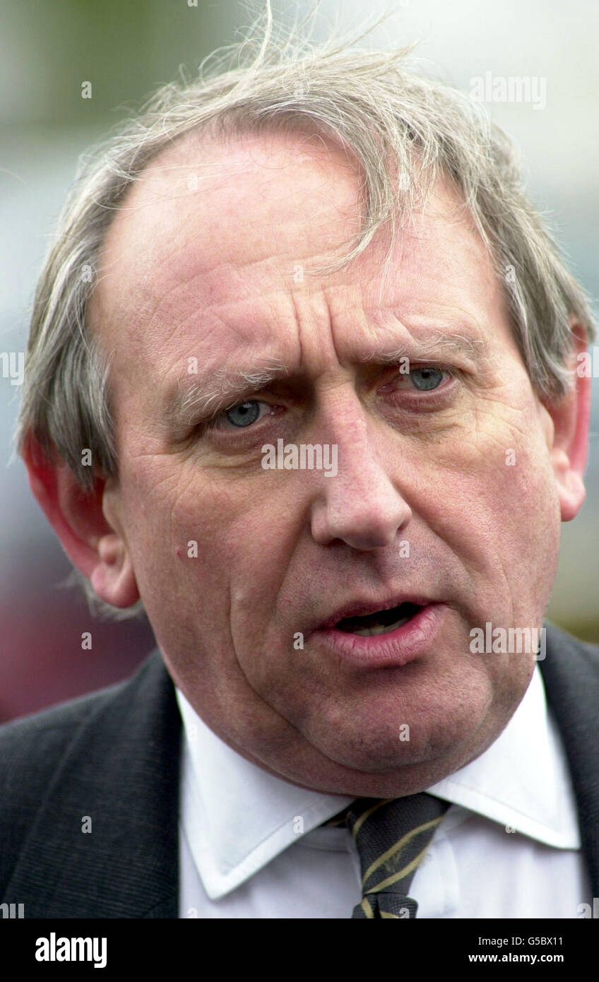 The head of Scotland Yard's anti-terrorist branch Deputy Assistant ...