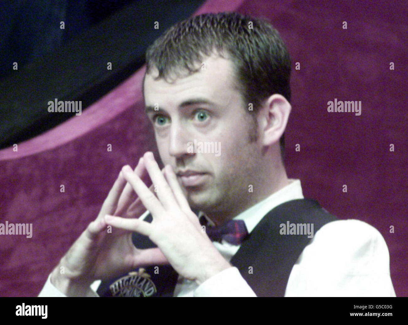 Mark williams embassy world championships hi-res stock photography and ...