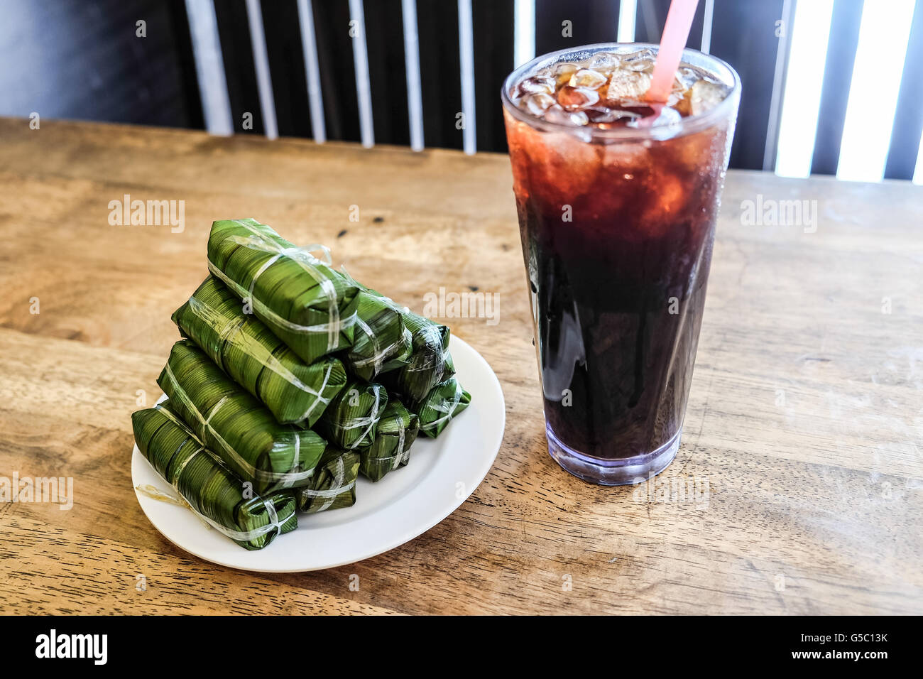 Rice cakes in food stall hi-res stock photography and images - Alamy