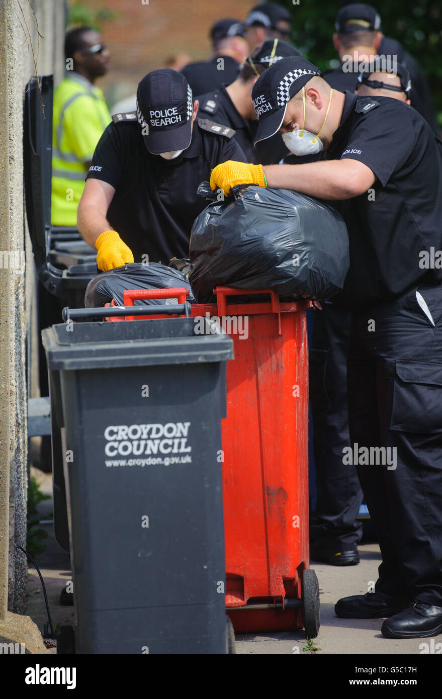 Tia sharp death hi-res stock photography and images - Alamy