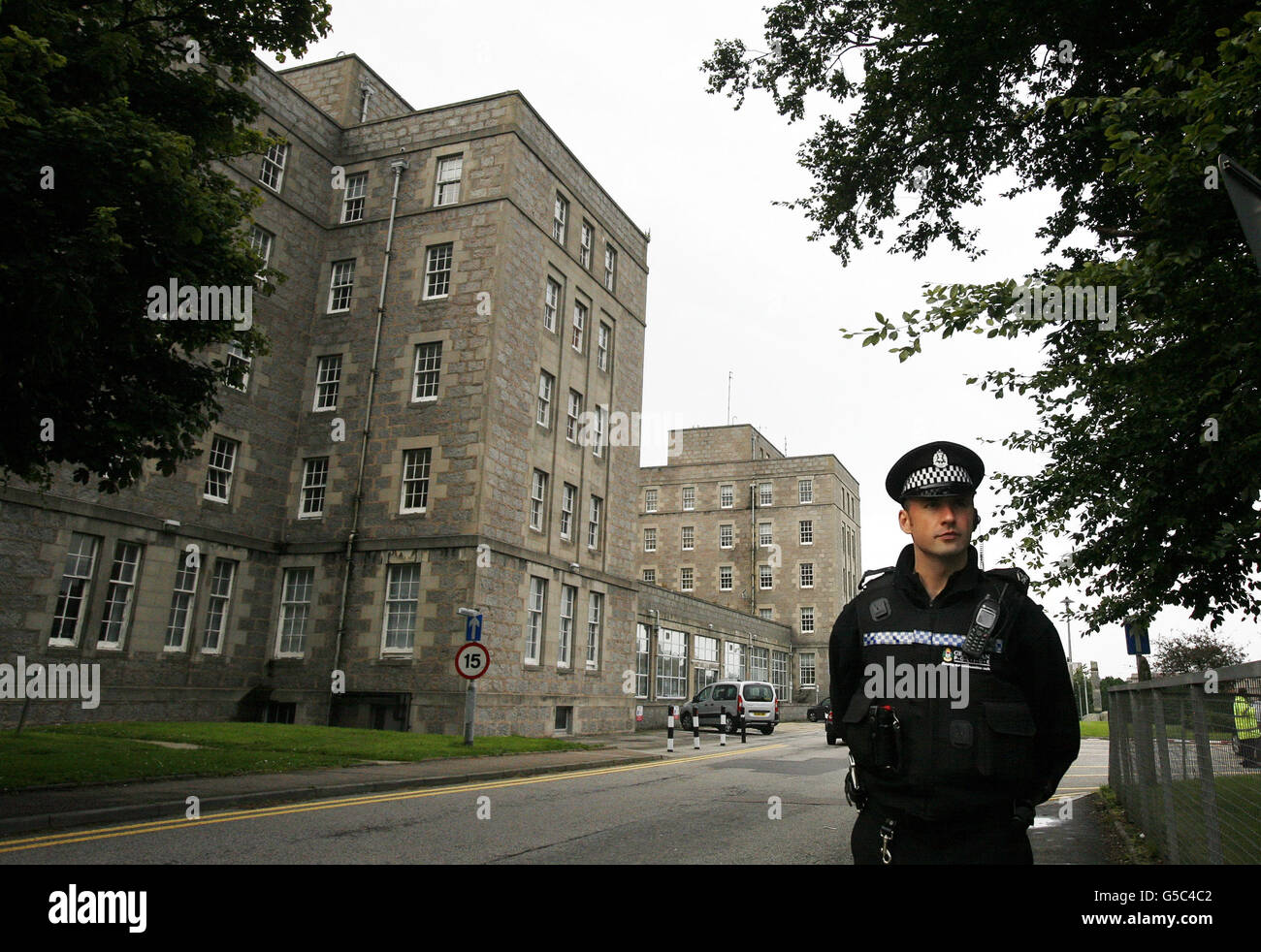 Edinburgh royal infirmary hospital hi-res stock photography and images ...