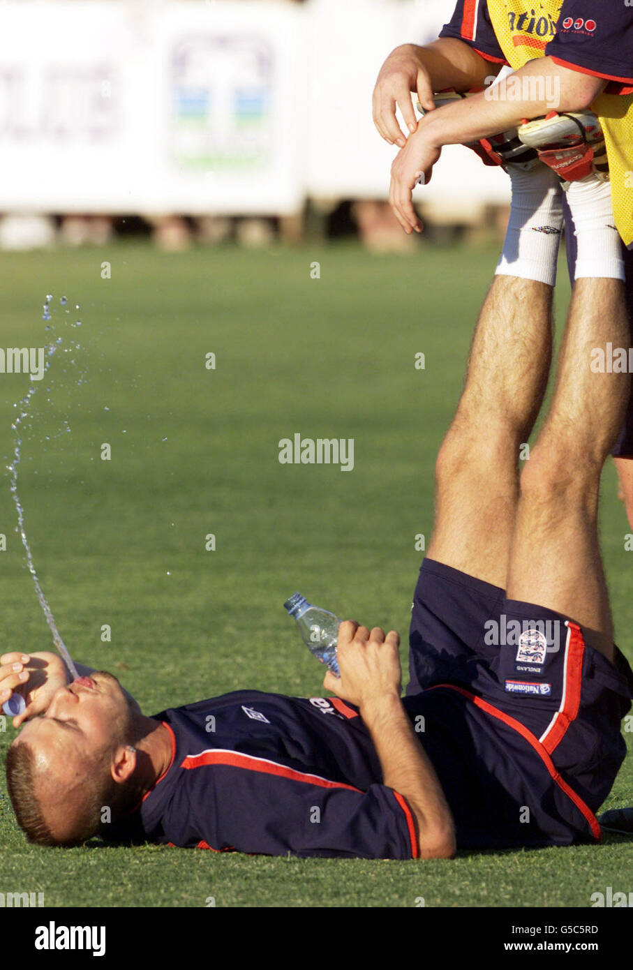 England training session 2001 hi-res stock photography and images - Alamy
