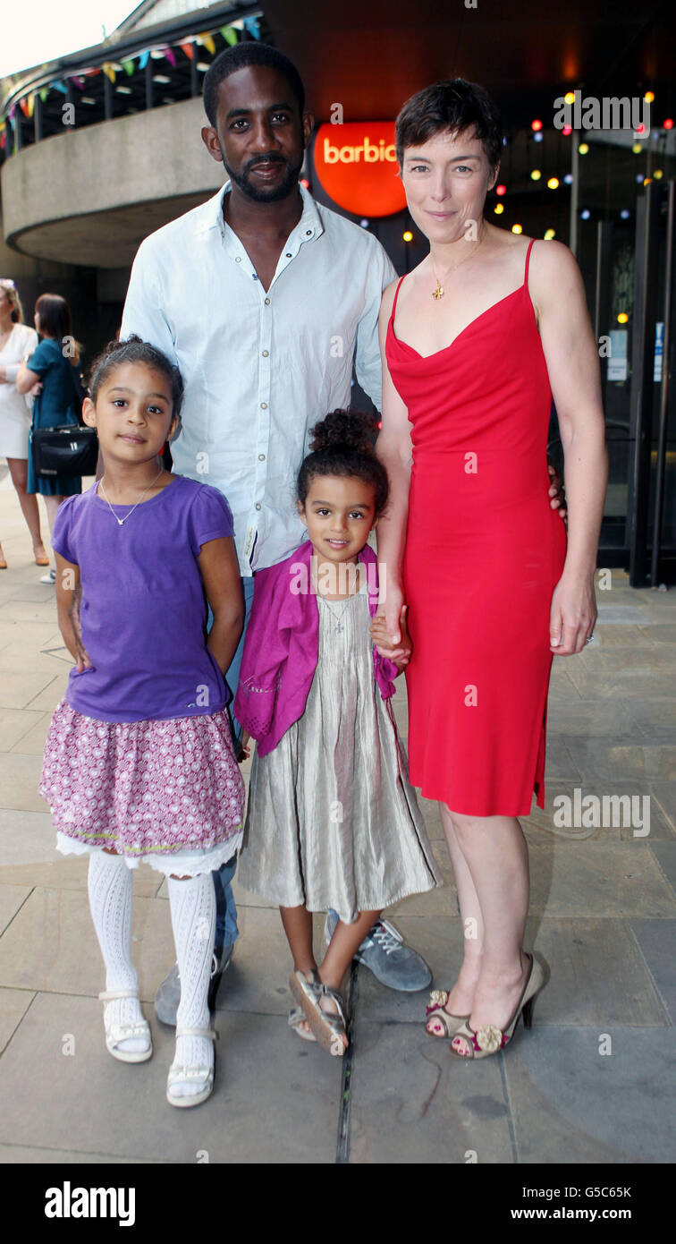 Olivia williams and her husband rhashan stone hi-res stock photography ...