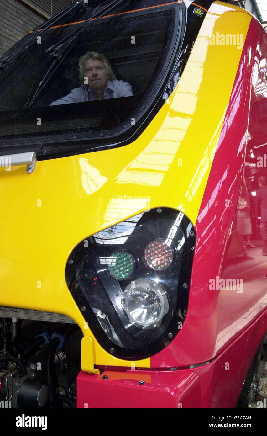 Virgin Trains Voyager Stock Photo - Alamy