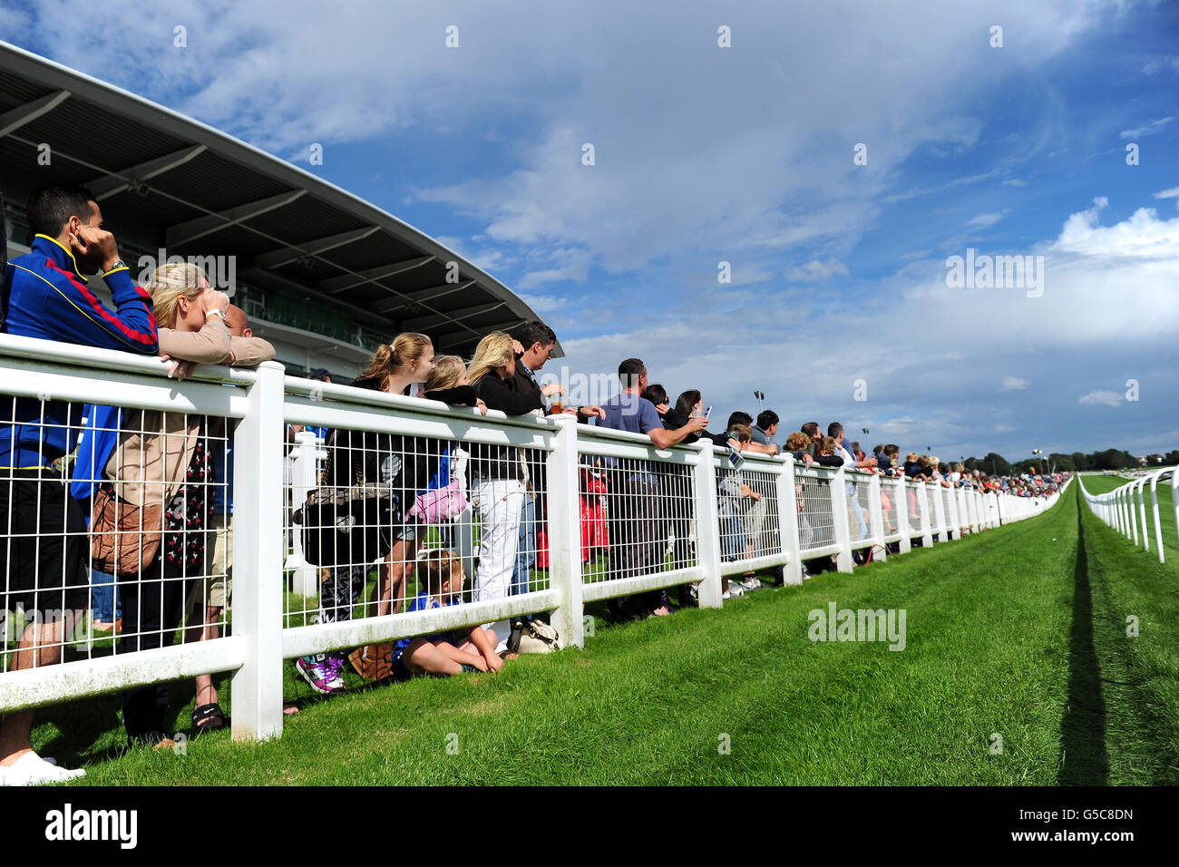 Family Fun Raceday High Resolution Stock Photography and Images - Alamy