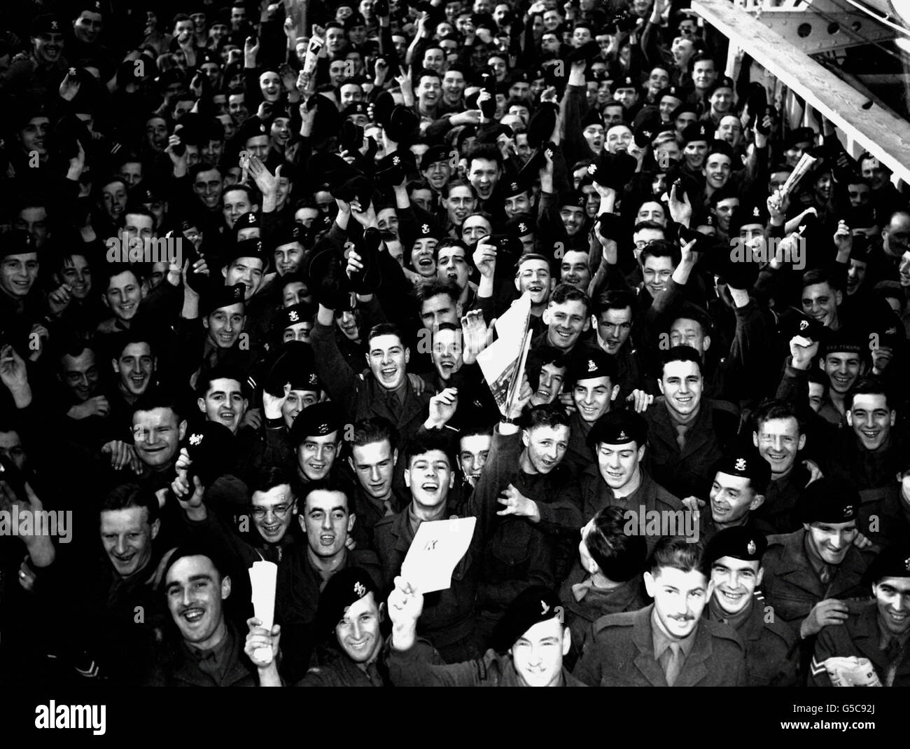 Members of the 1st bn welch regiment hi-res stock photography and ...