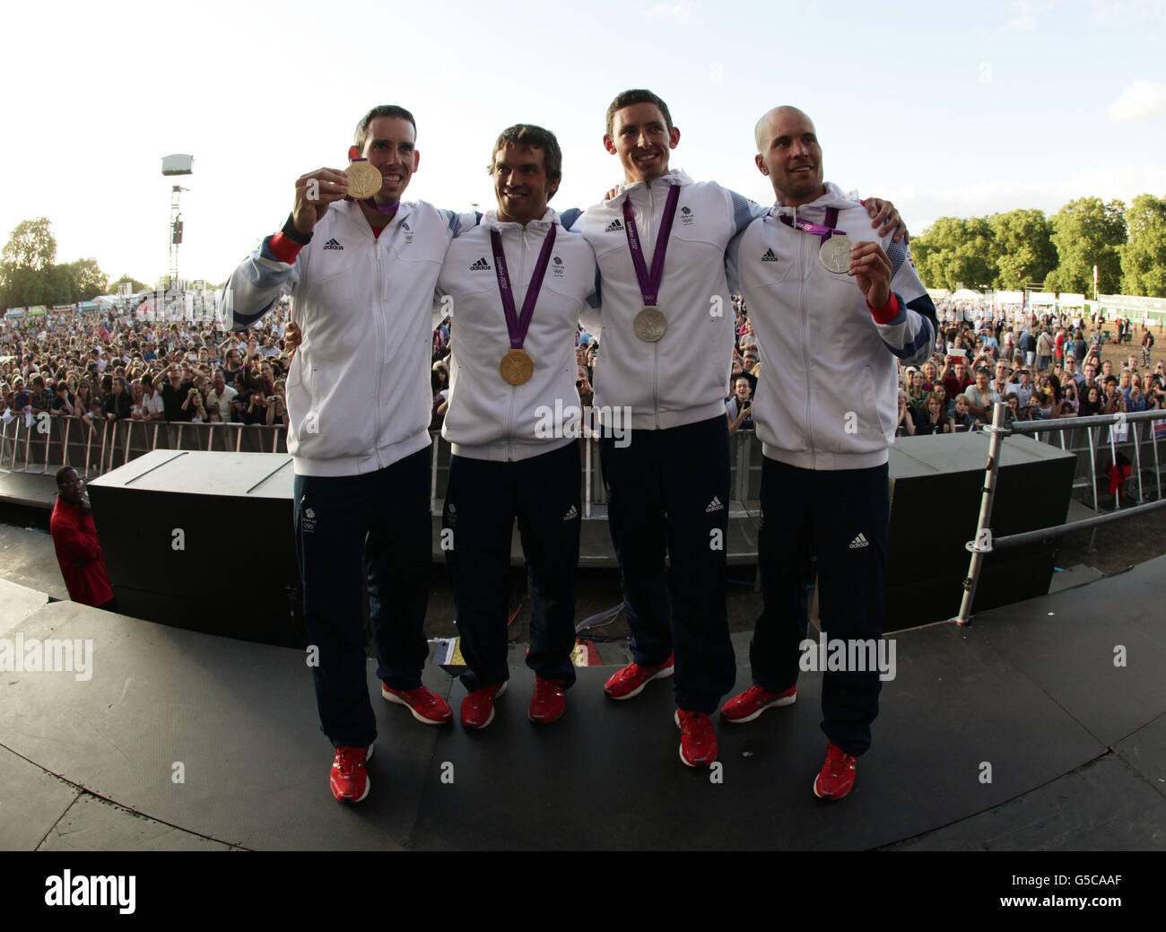 Team GB Olympic Medallists (left to right) Etienne Stott and Tim ...