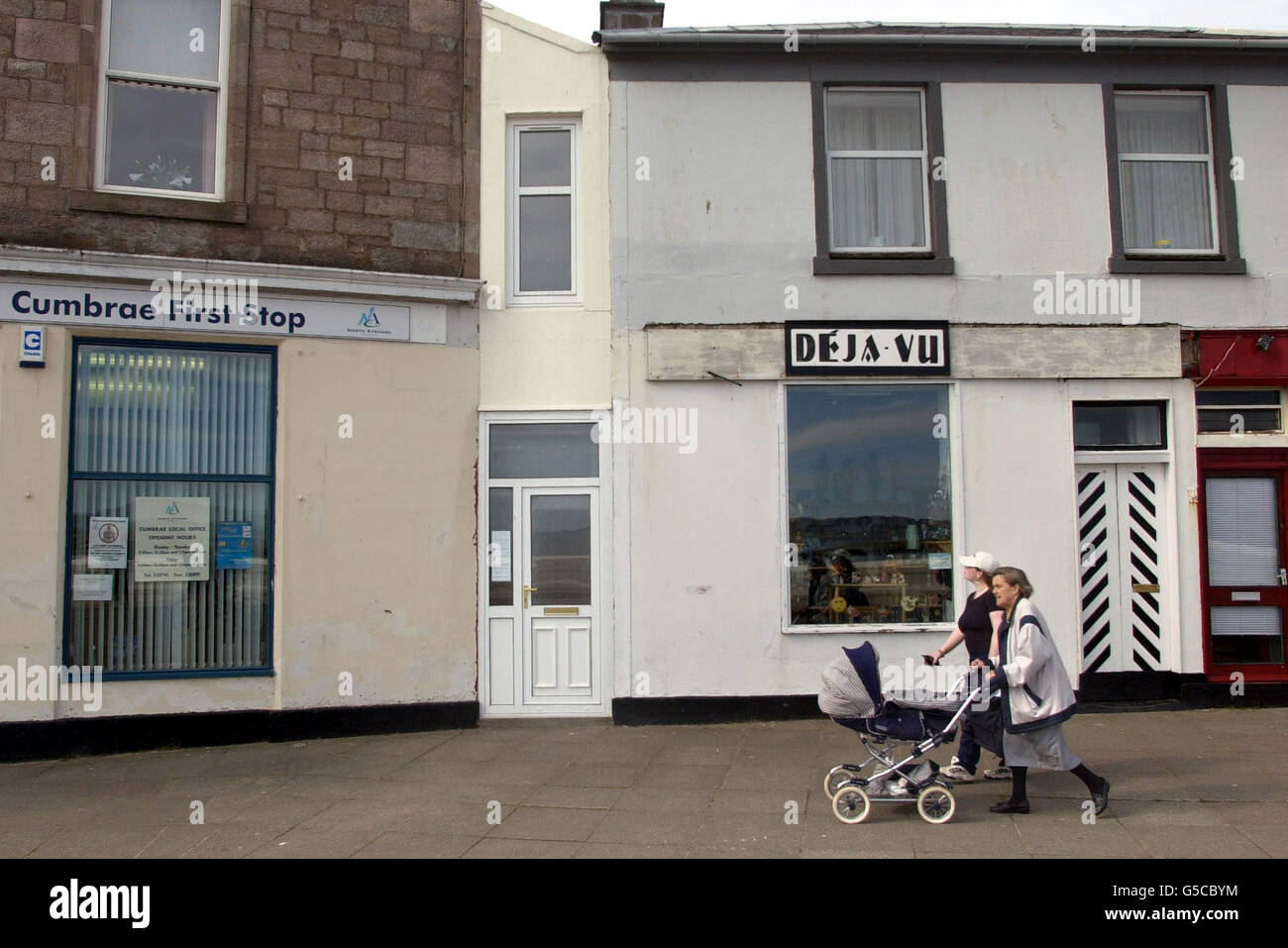 World narrowest house hi-res stock photography and images - Alamy