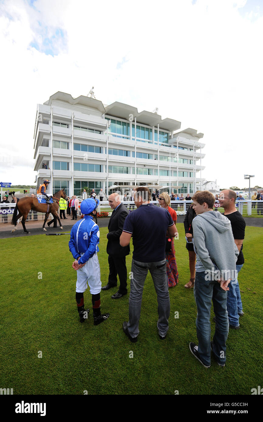 Horse Racing - Epsom Live! Last Night of the Proms, Royal Philharmonic ...