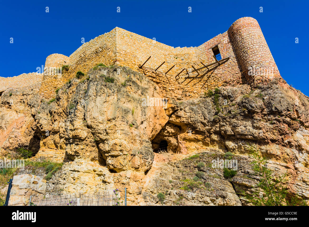 Circular castle hi-res stock photography and images - Alamy