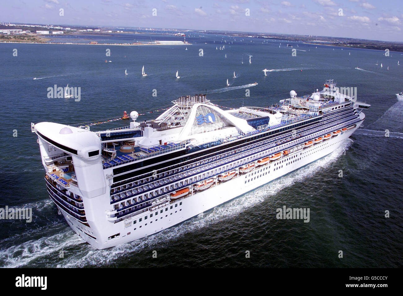 Golden Princess Liner Stock Photo - Alamy