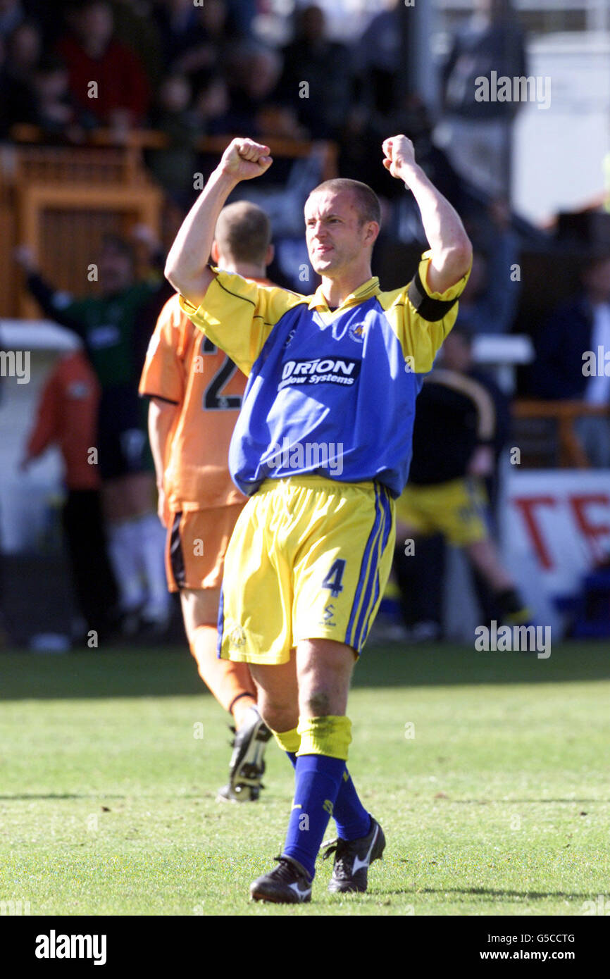 Barnet v Torquay Lee Russell Stock Photo - Alamy