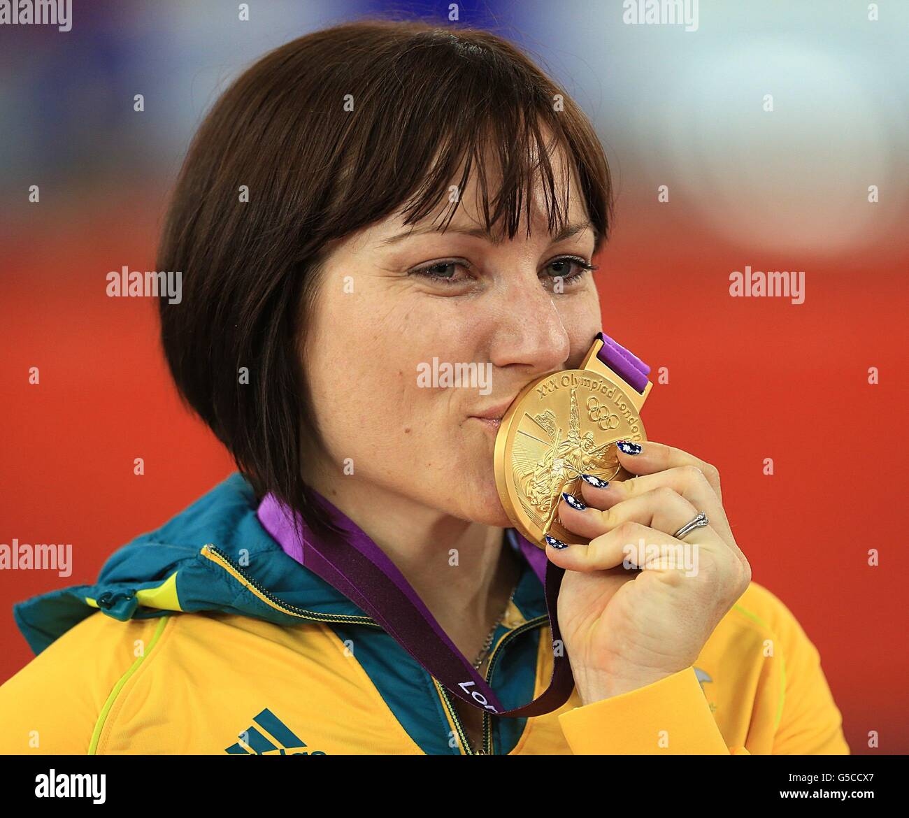 Gold Medalist Australia's Anna Meares celebrates after the Women's ...