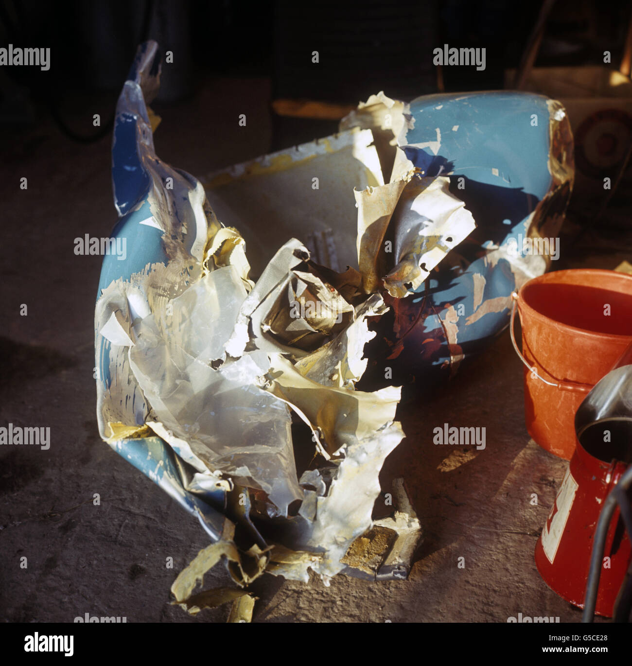 Pieces of wreckage of ill-fated speedboat 'Bluebird' recovered from ...