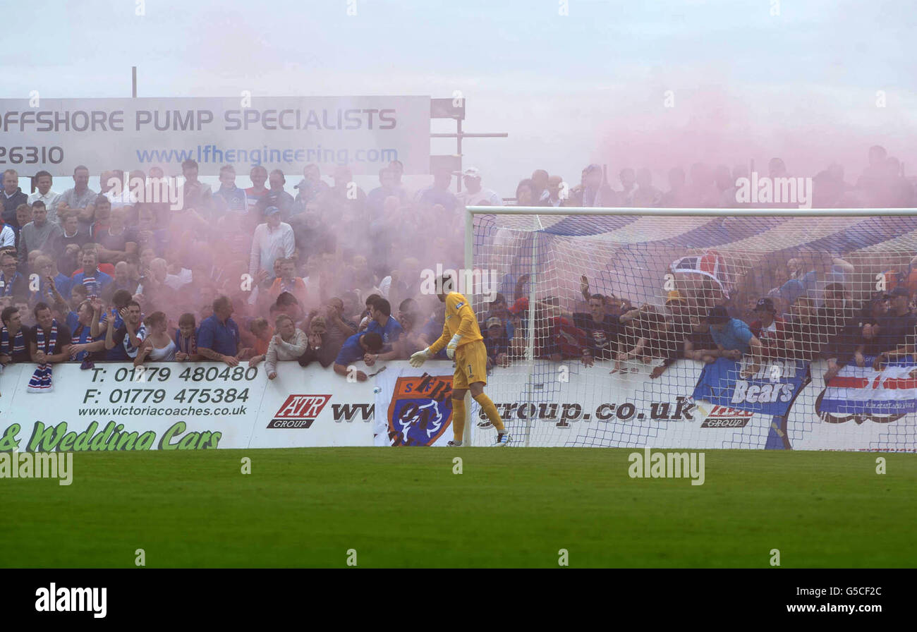 Soccer - Scottish Division Three - Peterhead v Rangers - Balmoor ...