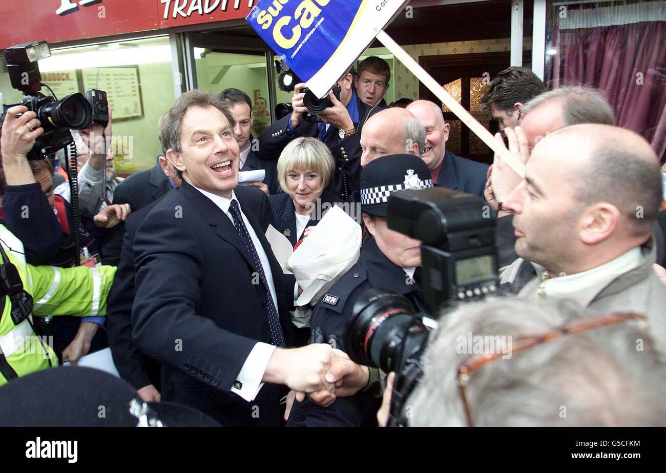 With local labour mp christine mccafferty hi-res stock photography and ...