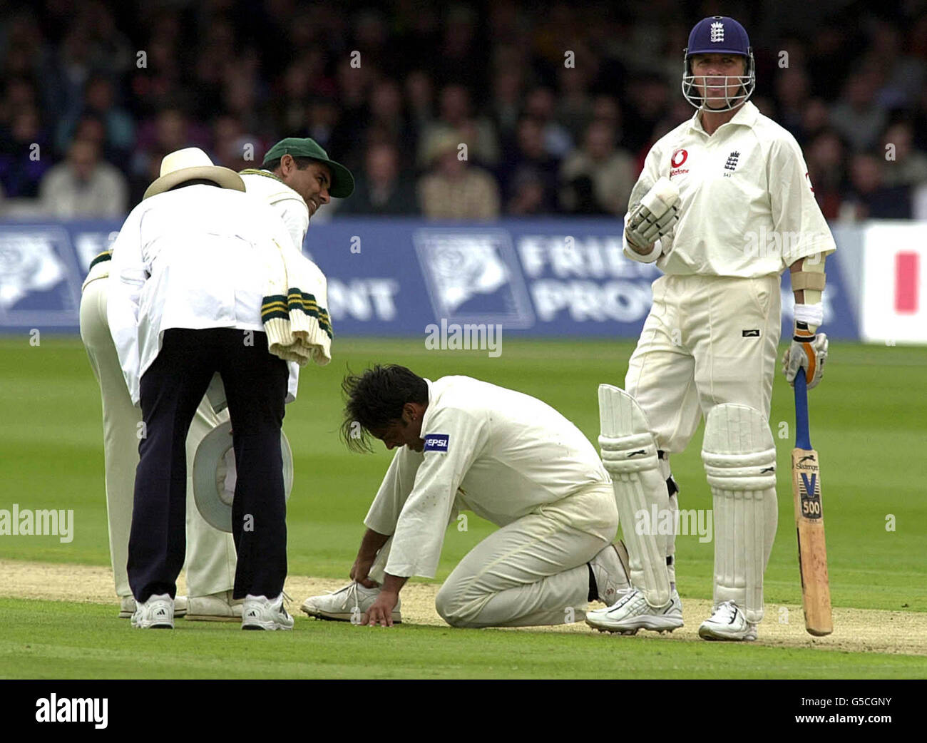 Shoaib akhtar test hi-res stock photography and images - Alamy