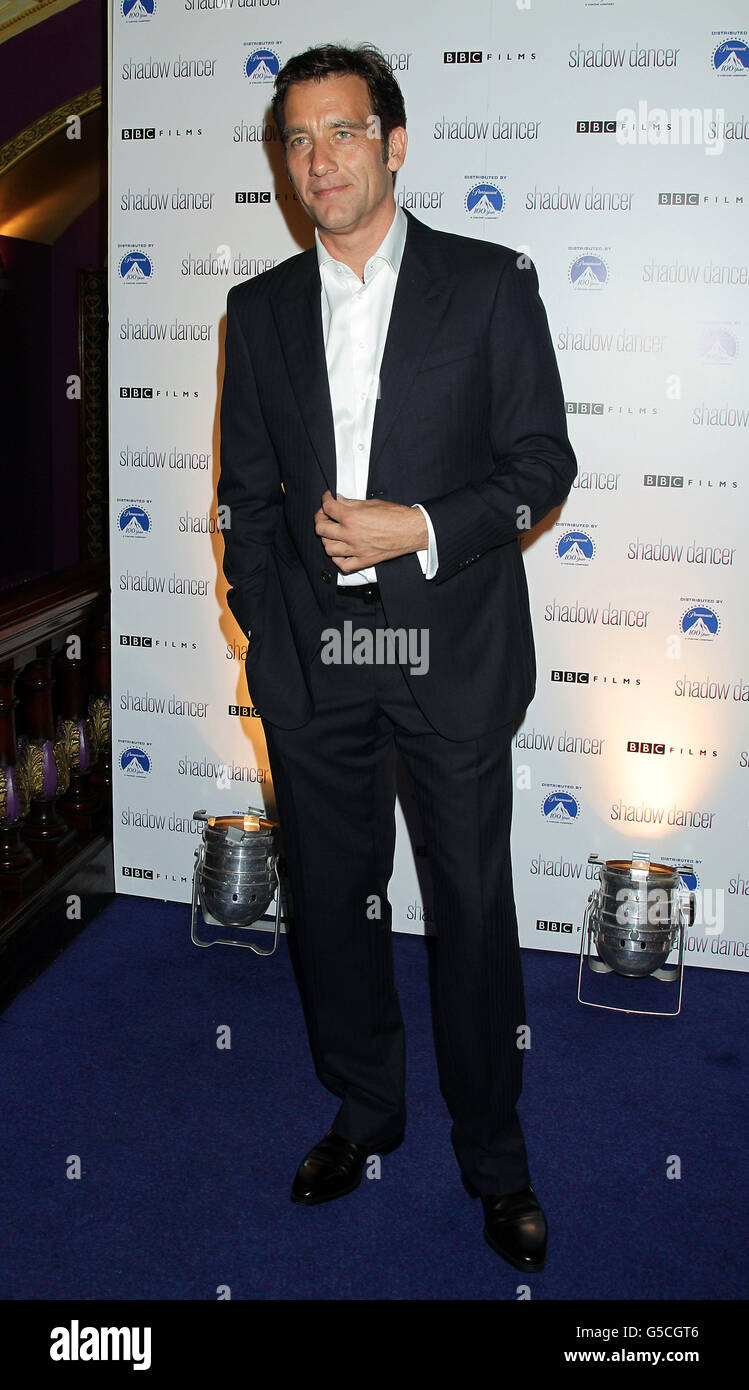 Clive owen arriving uk premiere shadow dancer cineworld hi-res stock ...