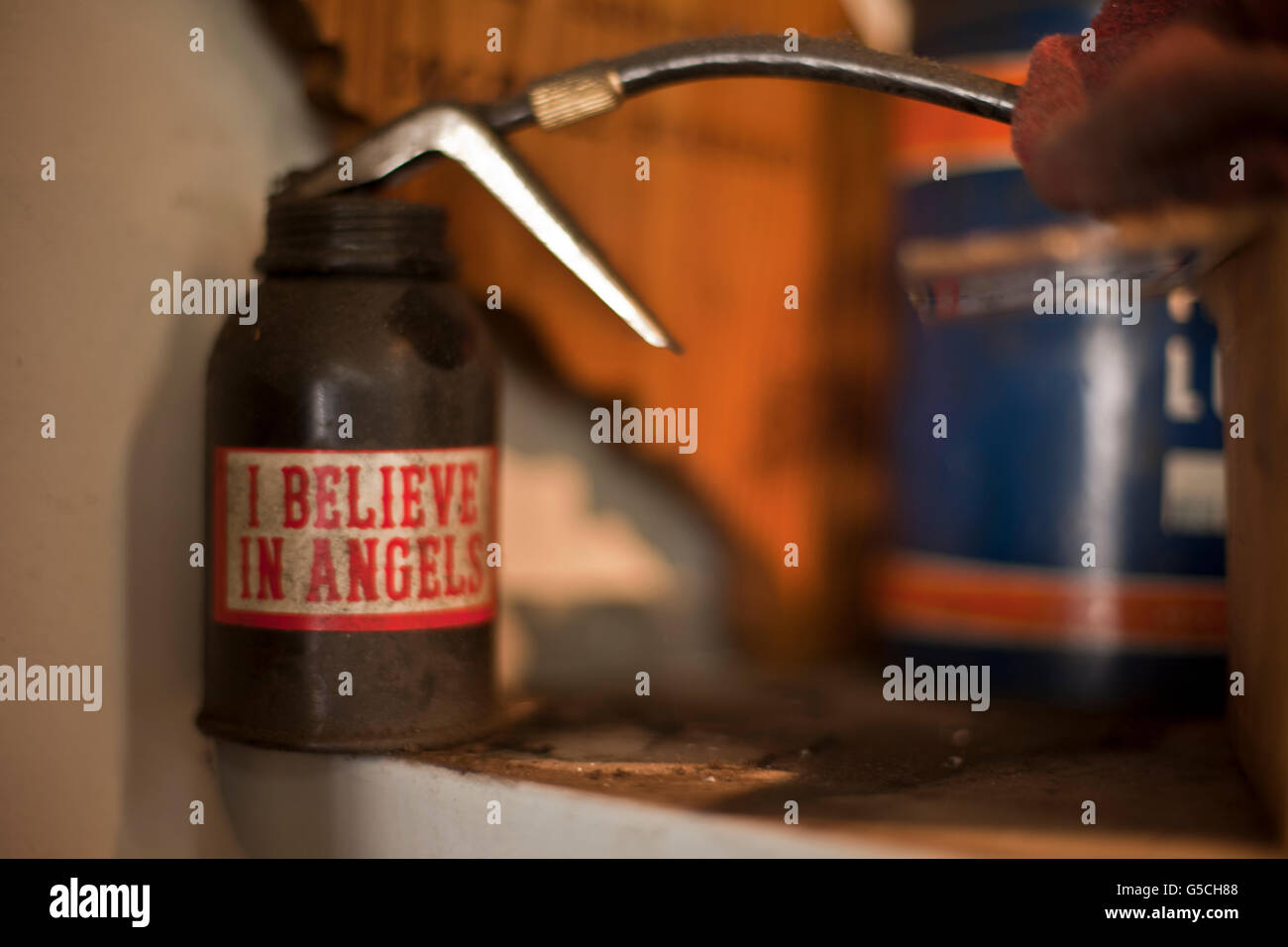 Vintage period correct Chopper Motorcycle oil can Stock Photo - Alamy