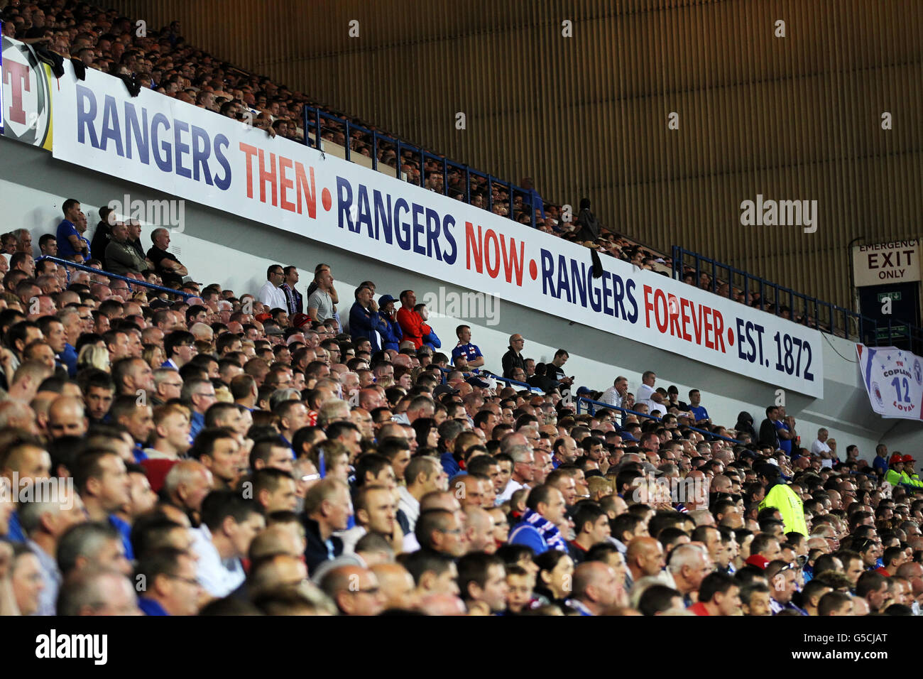 Rangers fans in the stands at ibrox stadium hi-res stock photography ...