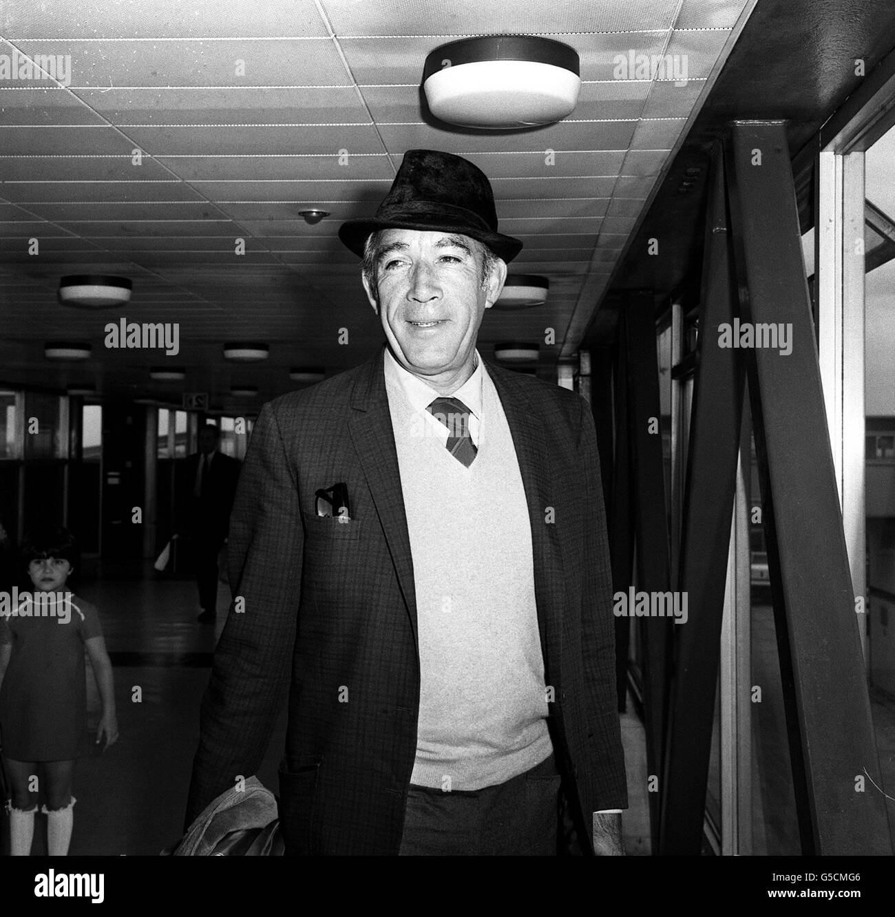Actor anthony quinn in film hi-res stock photography and images - Alamy