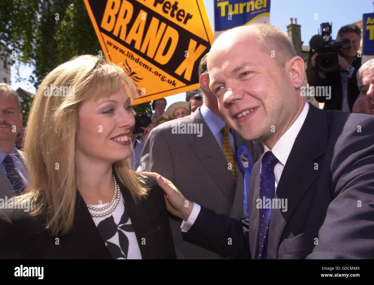 406 on isle wight mr hague accused labour hi-res stock photography and ...