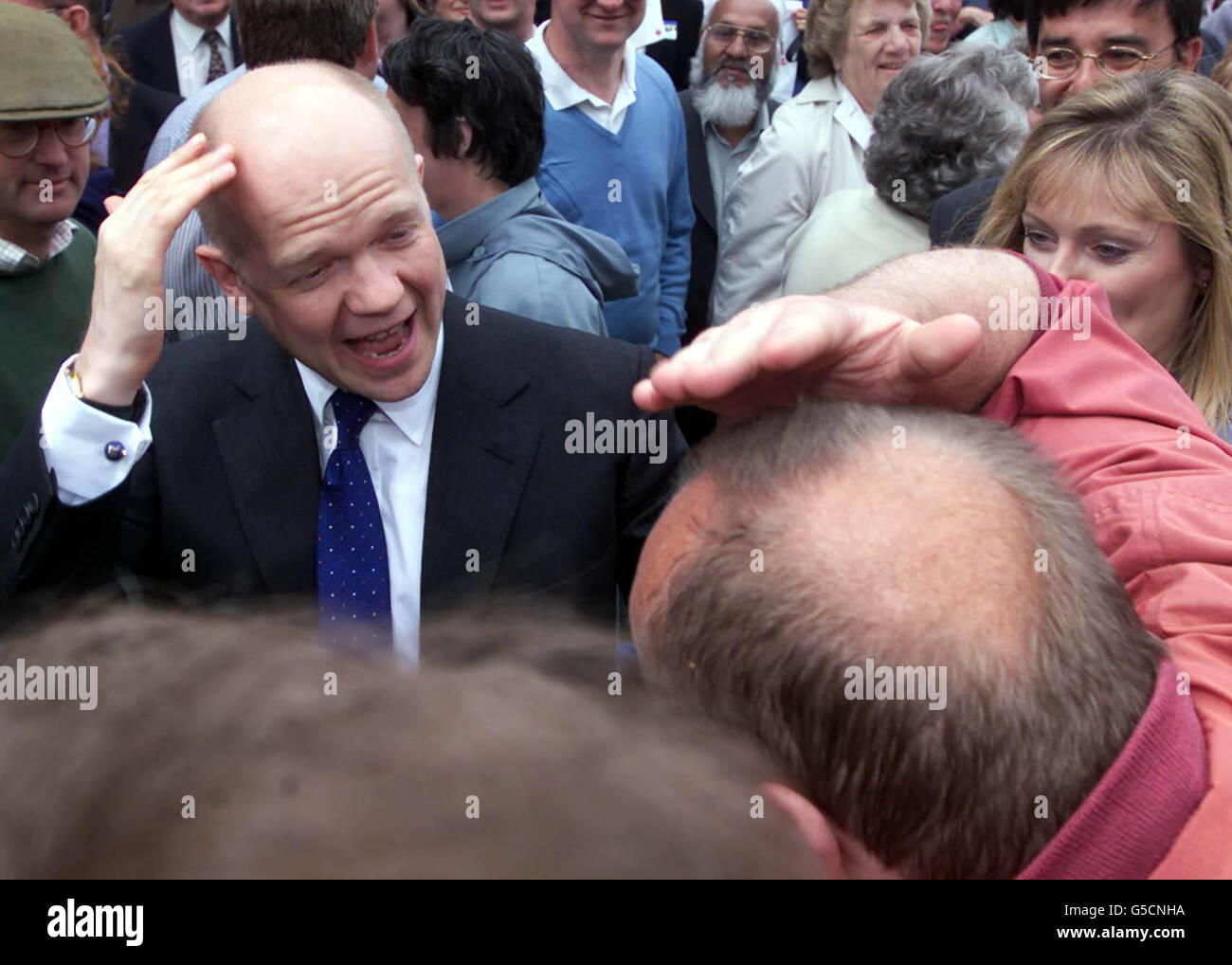 William Hague (left) leader of the oposition conservative party ...