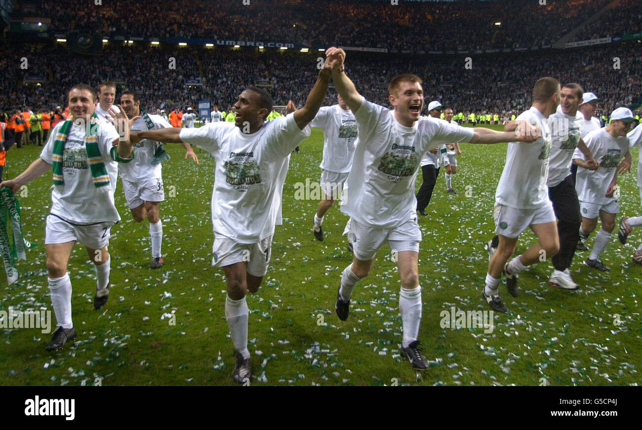 Sport football celebrating trophy hand in hand pool hi-res stock ...