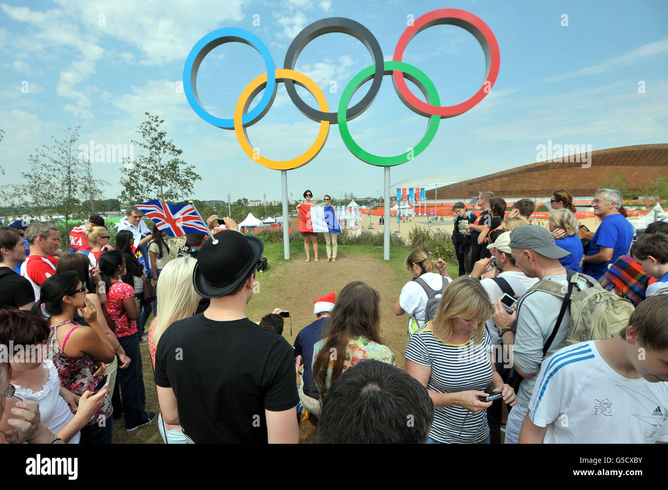 Fans pose for pictures at the olympic park hi-res stock photography and ...