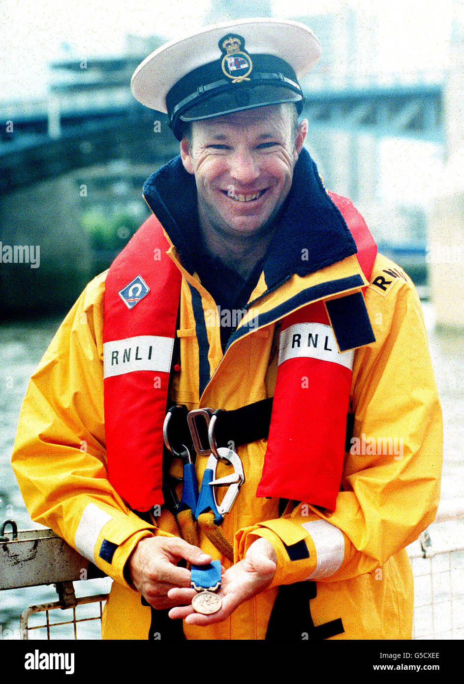 Royal national lifeboat institutes hi-res stock photography and images ...