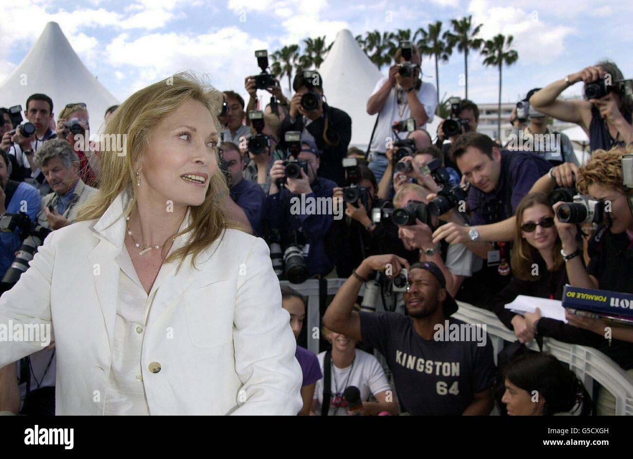 James dunaway hi-res stock photography and images - Alamy